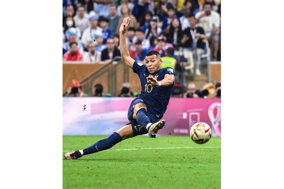 Kylian Mbappe wa Ufaransa akifunga bao mechi ya fainali Kombe la Dunia ...
