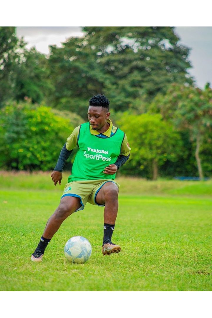 Kikosi cha Singida FG kikiwa kambini Jijini Arusha | Mwanaspoti