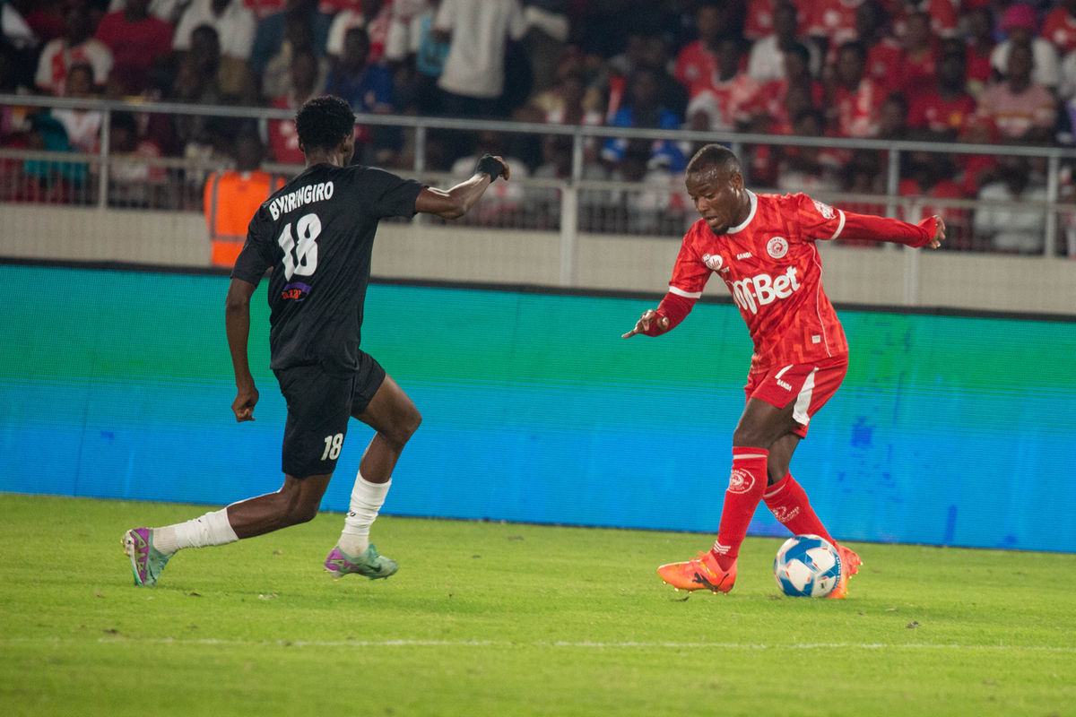 Namna mastaa hawa wanavyoibeba Simba Dk 90 | Mwanaspoti