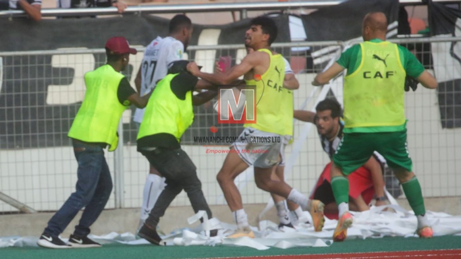 Matukio kwa picha baada ya mechi ya Simba, CS Sfaxien | Mwanaspoti