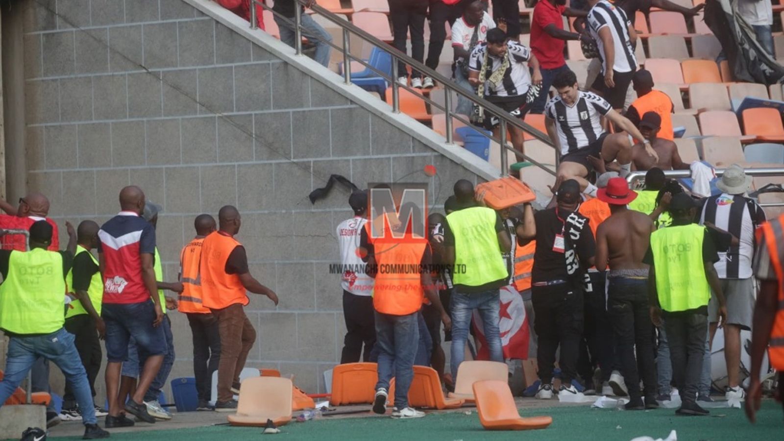 Matukio kwa picha baada ya mechi ya Simba, CS Sfaxien | Mwanaspoti