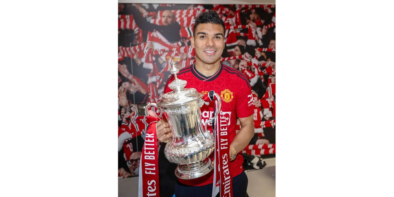 Chuma Casemiro kinaondoka, watu wa kazi wagombea buti zake! | Mwanaspoti