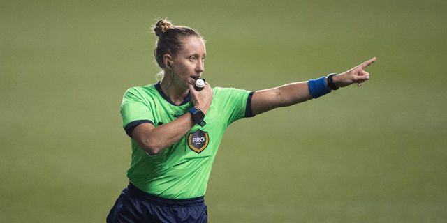 TORI PENSO: Mama watoto watatu aliyeweka rekodi Kombe la Dunia | Mwanaspoti